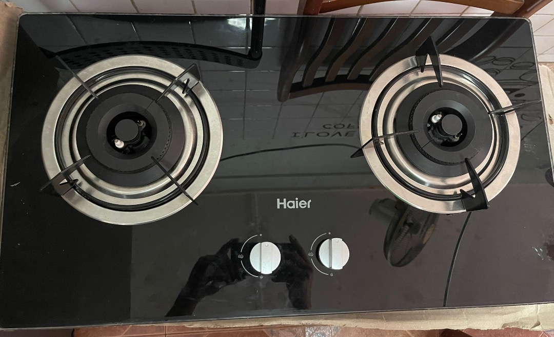 HAIER GAS HOB, TV & Home Appliances, Kitchen Appliances, Hobs & Hoods on Carousell