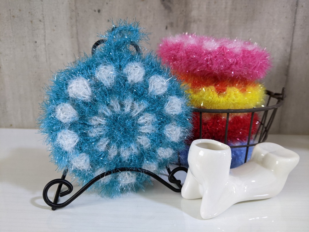 Handmade - dish scrubber, Furniture & Home Living, Cleaning & Homecare ...