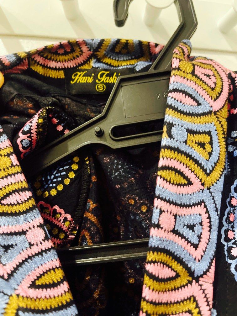 Hani Design Kurung Pahang, Women's Fashion, Muslimah Fashion, Baju ...