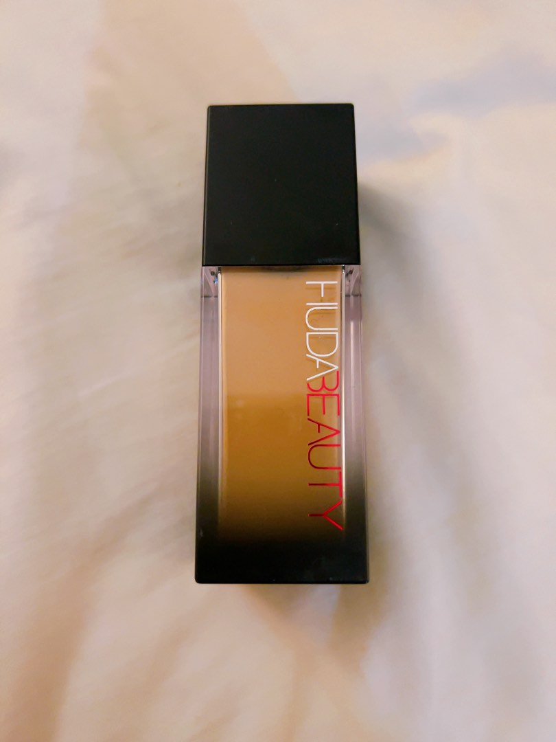 Huda Chai 210B luminous matte, Beauty & Personal Care, Face, Makeup on ...