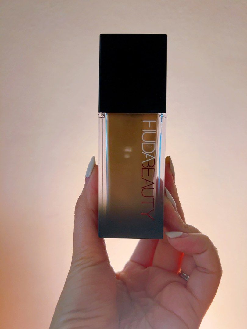 Huda Chai 210B luminous matte, Beauty & Personal Care, Face, Makeup on ...