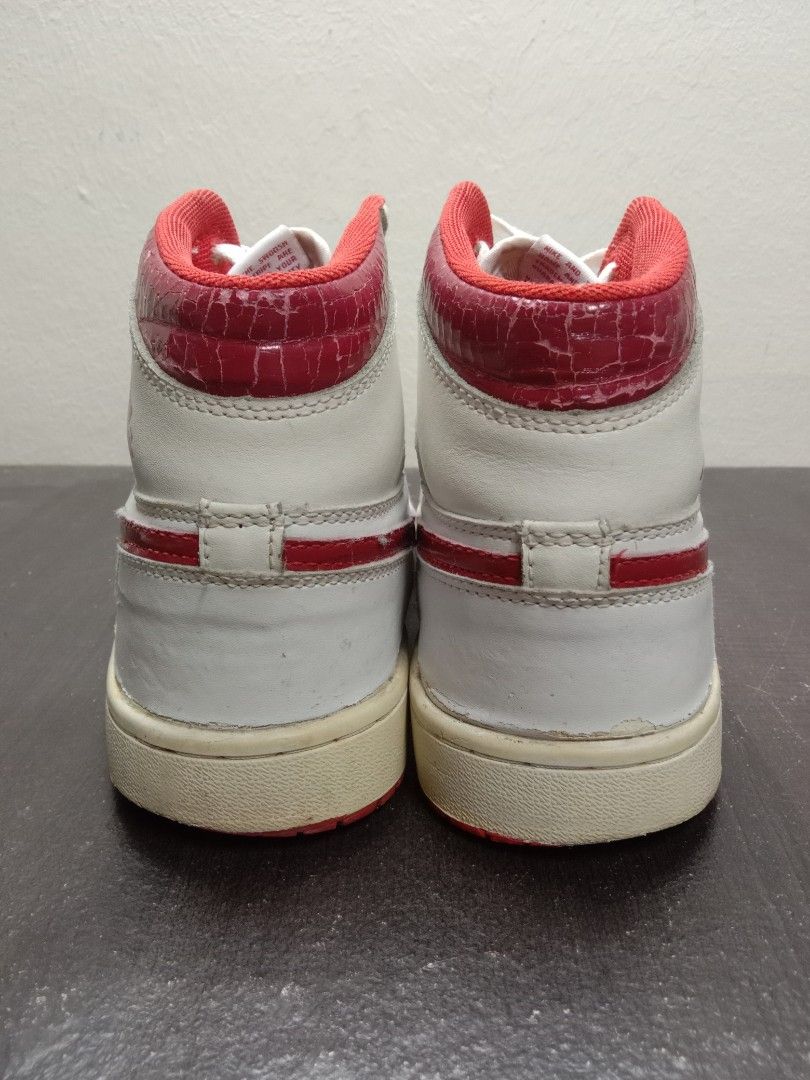 KASUT BUNDLE NIKE AIR JORDAN 1 METALLIC RED 7.5UK, Men's Fashion ...