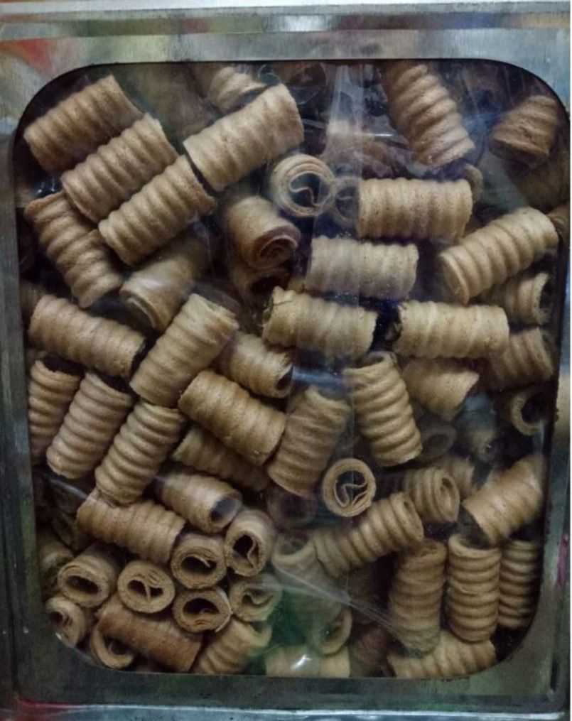 Kuih Sepit Mini Roll, Food & Drinks, Homemade Bakes on Carousell