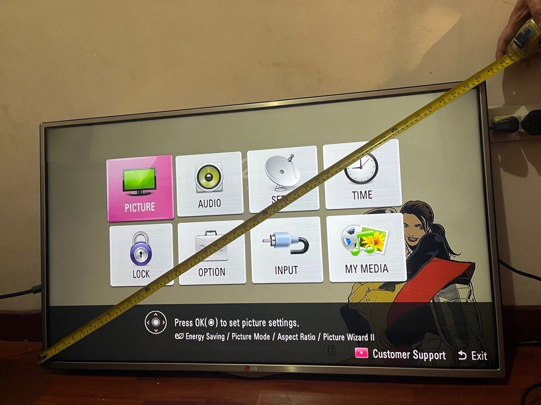 LG 43in LED 3D TV Php 6,700 only!, TV & Home Appliances, TV & Entertainment, TV on Carousell