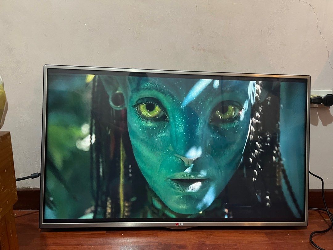 LG 43in LED 3D TV Php 6,700 only!, TV & Home Appliances, TV & Entertainment, TV on Carousell