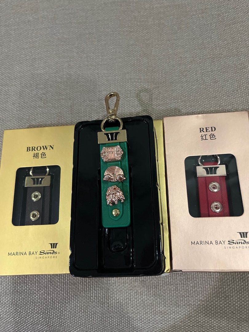 Marina Bay Sands keyrings, Women's Fashion, Watches & Accessories ...