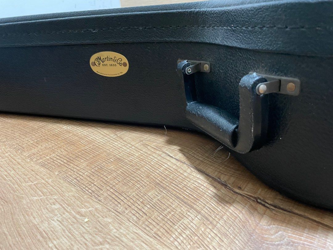 Martin Acoustic Guitar 000X1AE (with original hard case), Hobbies ...