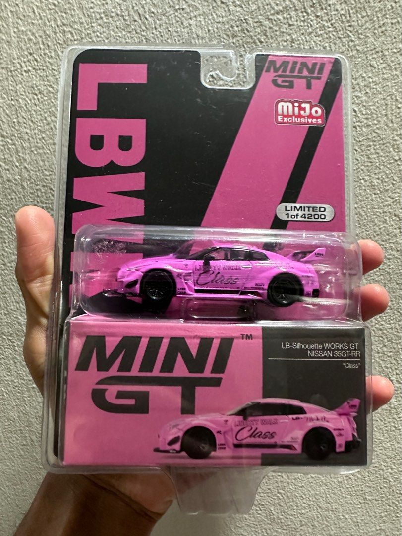 Mini GT Nissan R35 LBWK Pink Mijo Blister Pack, Hobbies & Toys, Toys ...