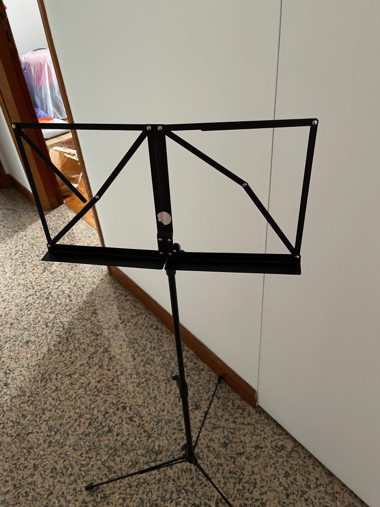 Musical Note Stand (folderable), Hobbies & Toys, Music & Media, Music ...