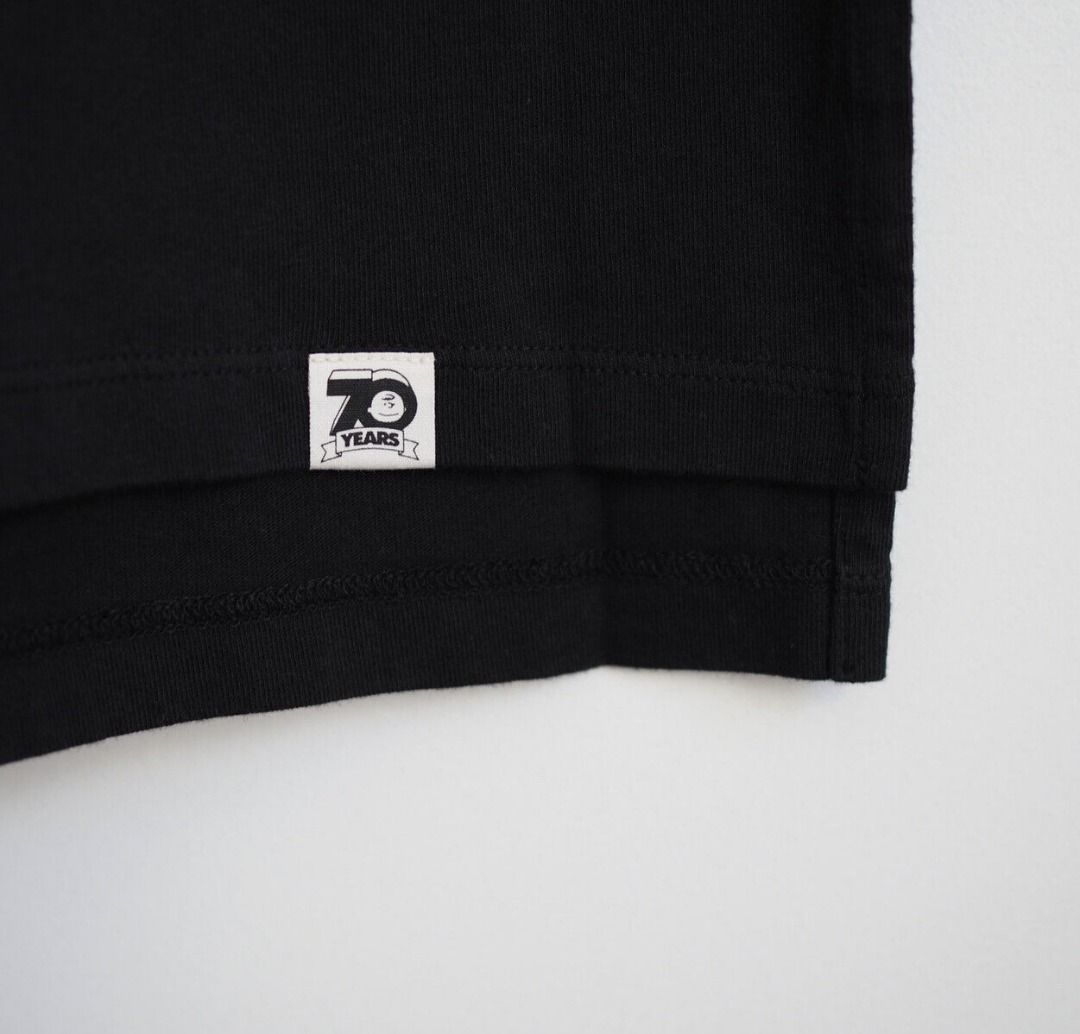 NEW Snoopy Peanuts 70 UT Oversized T Shirt, 女裝, 上衣, T-shirt - Carousell