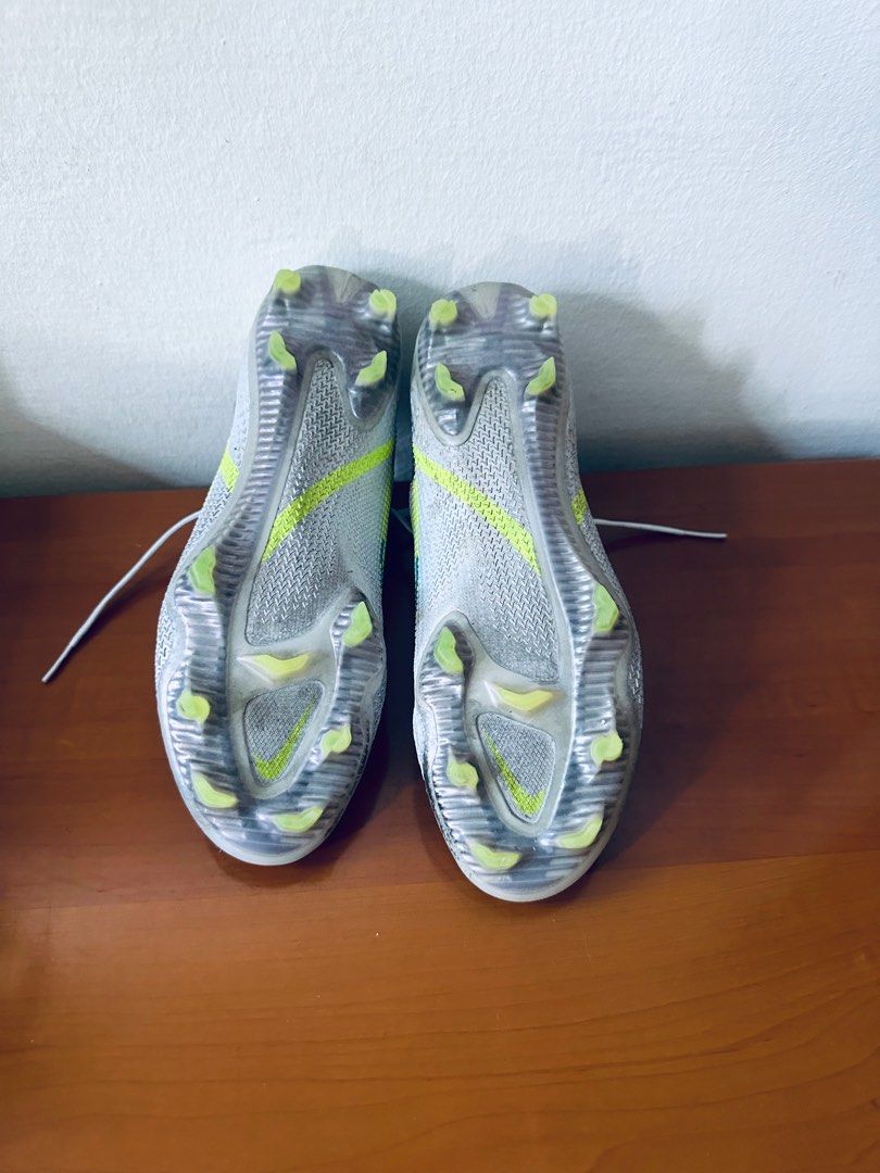 Nike Phantom GT2 Progress Pack, Sports Equipment, Other Sports ...