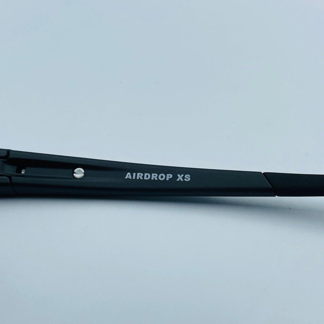 Oakley Airdrop XS Satin Black 50, Men's Fashion, Watches & Accessories ...