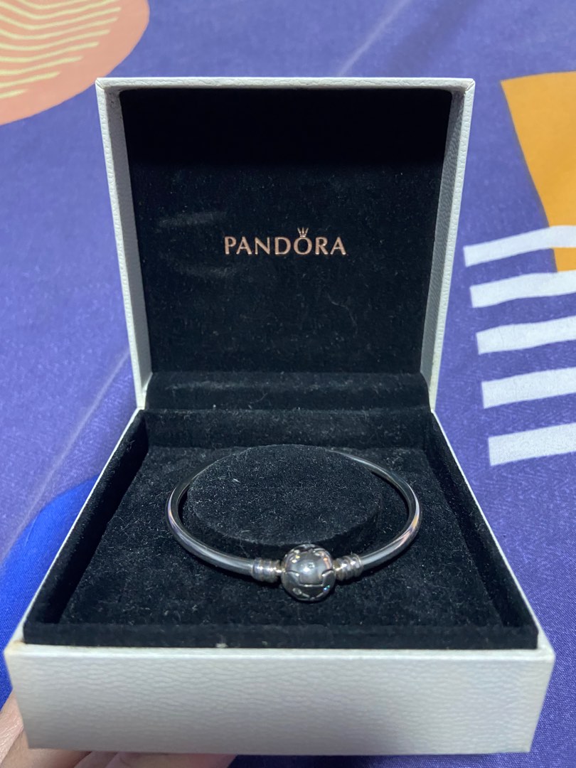 Pandora Bangle, Women's Fashion, Jewelry & Organisers, Bracelets on ...