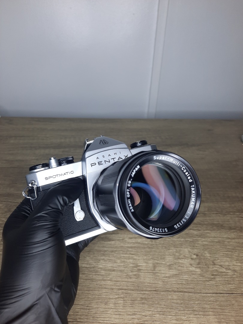 Pentax Spotmatic SP with Super-Multi-Coated Takumar 135mm f3.5 Lens ...