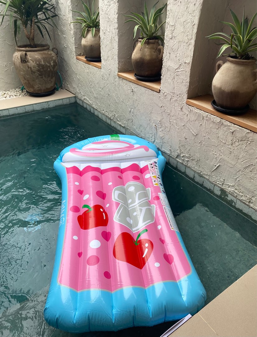 Pool Float, Sports Equipment, Sports & Games, Water Sports on Carousell