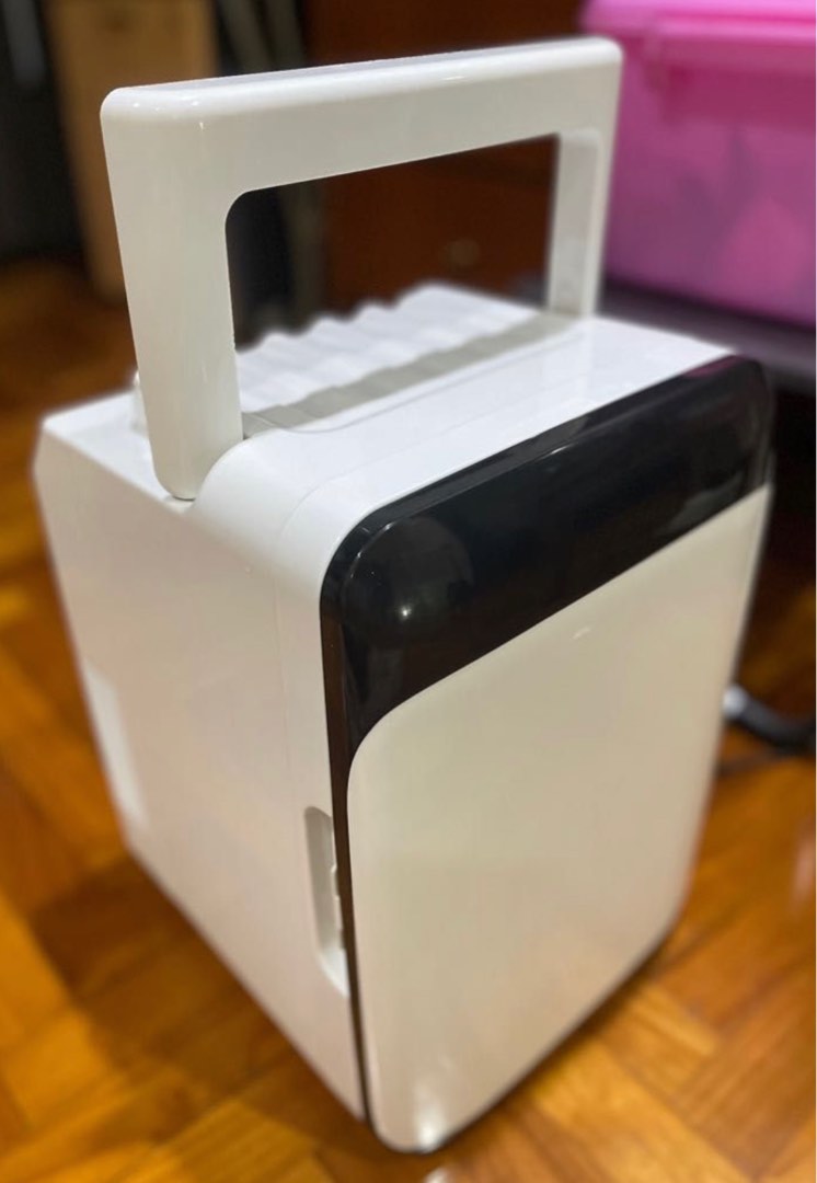 Portable Mini Bar Fridge, TV & Home Appliances, Kitchen Appliances ...