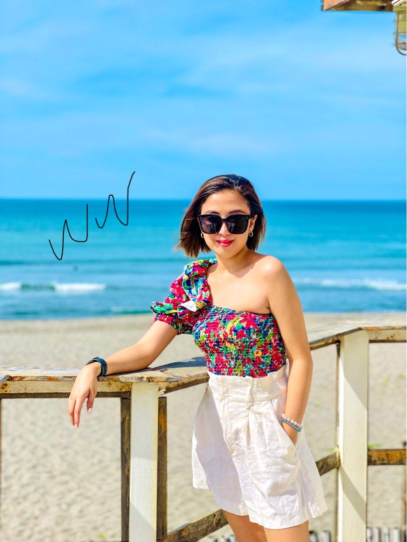 rutched venus cut top, Women's Fashion, Tops, Blouses on Carousell