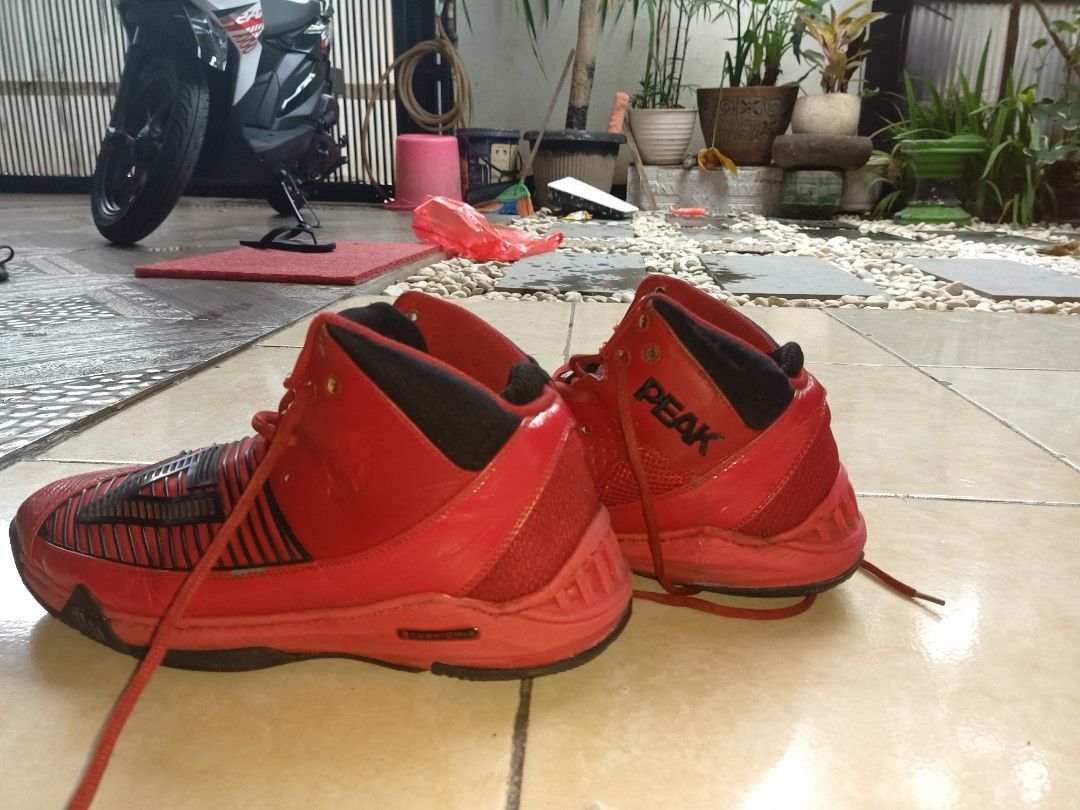 Sepatu basket peak.china cowo uk 43, Fesyen Pria, Sepatu , Lainnya di ...