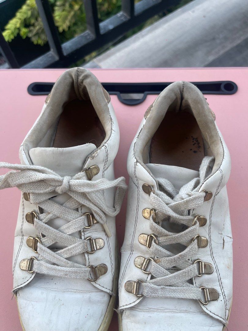 sepatu sneakers payless (model stardivarius), Fesyen Wanita, Sepatu di ...