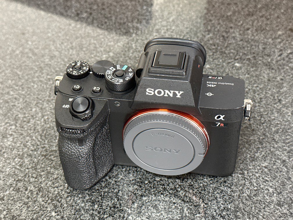 Sony A7R4A 61MP high resolution A7RIVA Like new Full frame E-mount mirrorless camera ...
