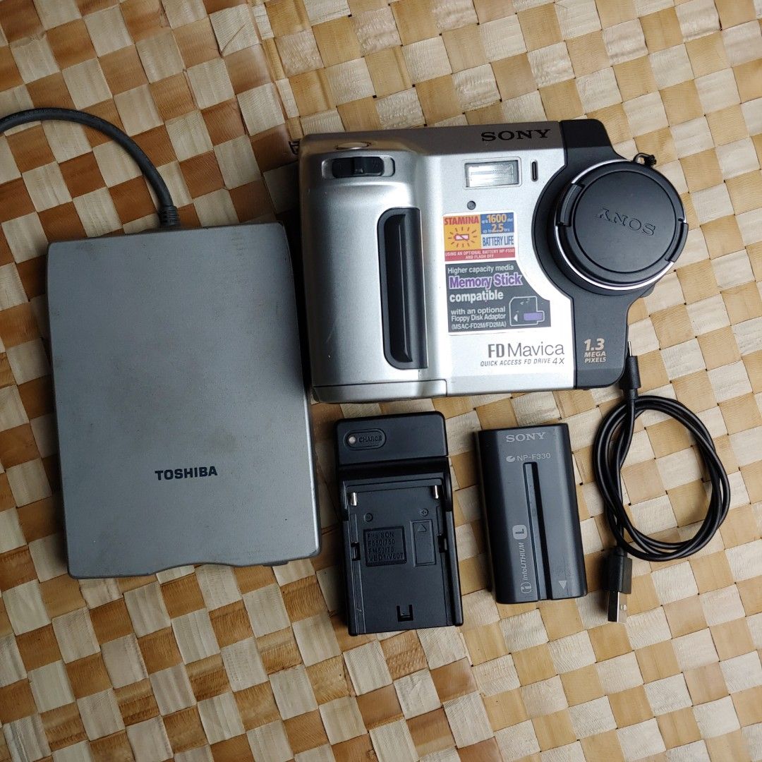 Sony FD Mavica MVC-FD87 Vintage Digicam Digital Camera, Photography ...