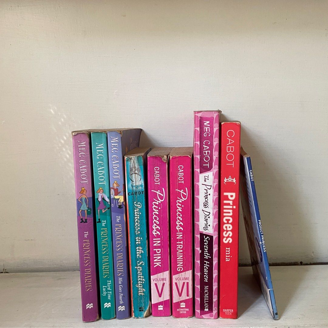 The Princess Diaries Books 1-7 + two bonus books by Meg Cabot [bundle ...