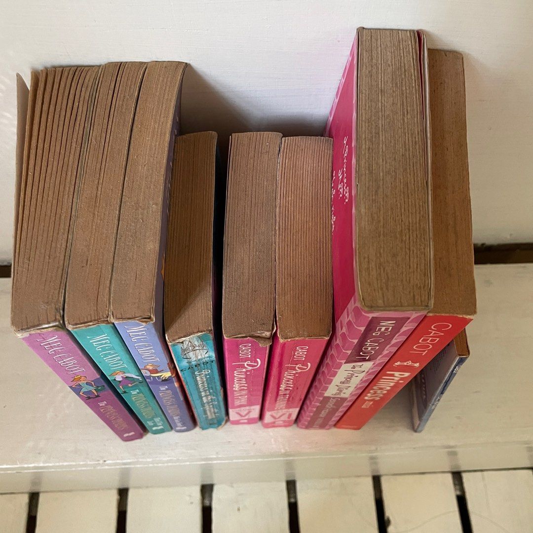 The Princess Diaries Books 1-7 + two bonus books by Meg Cabot [bundle ...