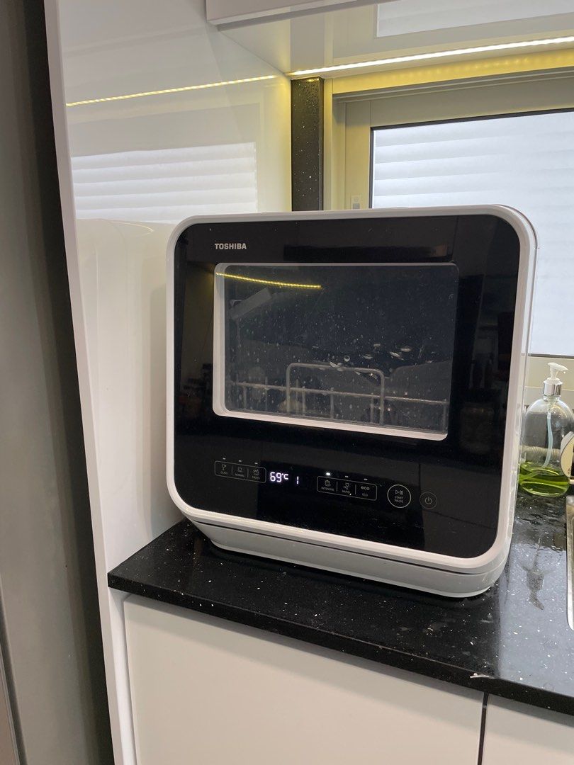 Toshiba table top dishwasher, TV & Home Appliances, Kitchen Appliances ...