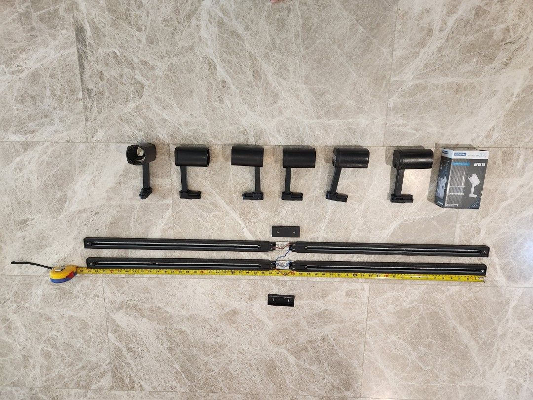 Track light rail/track light, Furniture & Home Living, Lighting & Fans ...