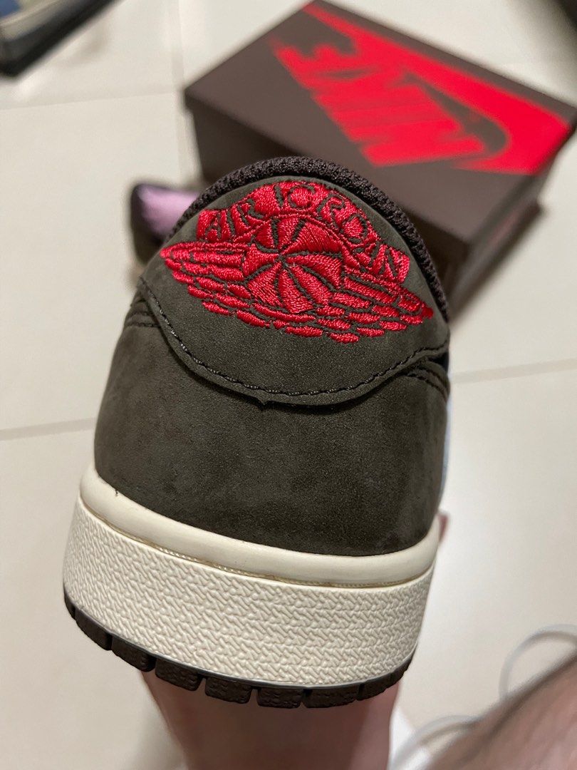 TS Jordan 1 Retro Low (OG) Us8, Luxury, Sneakers & Footwear on Carousell