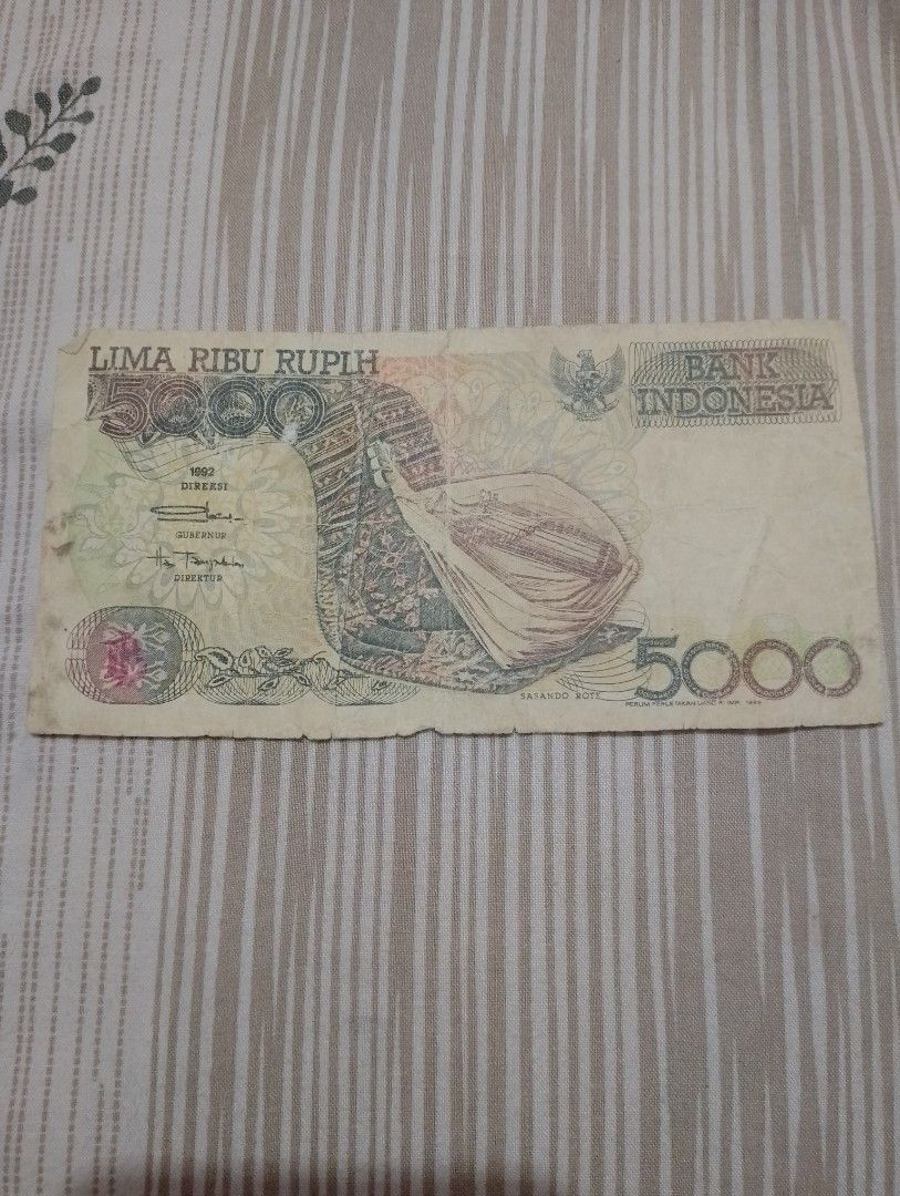 Uang lima ribu kuno 92, Antik, Uang Lama di Carousell