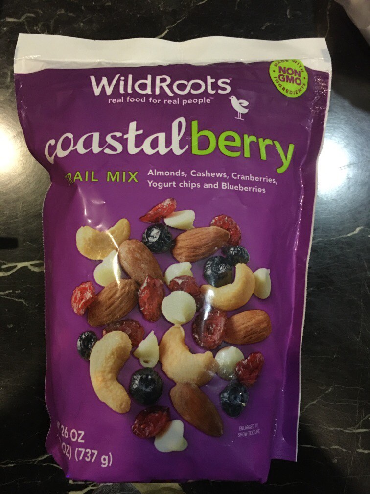 US Coastal Berry trail mix pack (Almonds, Cashews, Cranberries, Yogurt ...