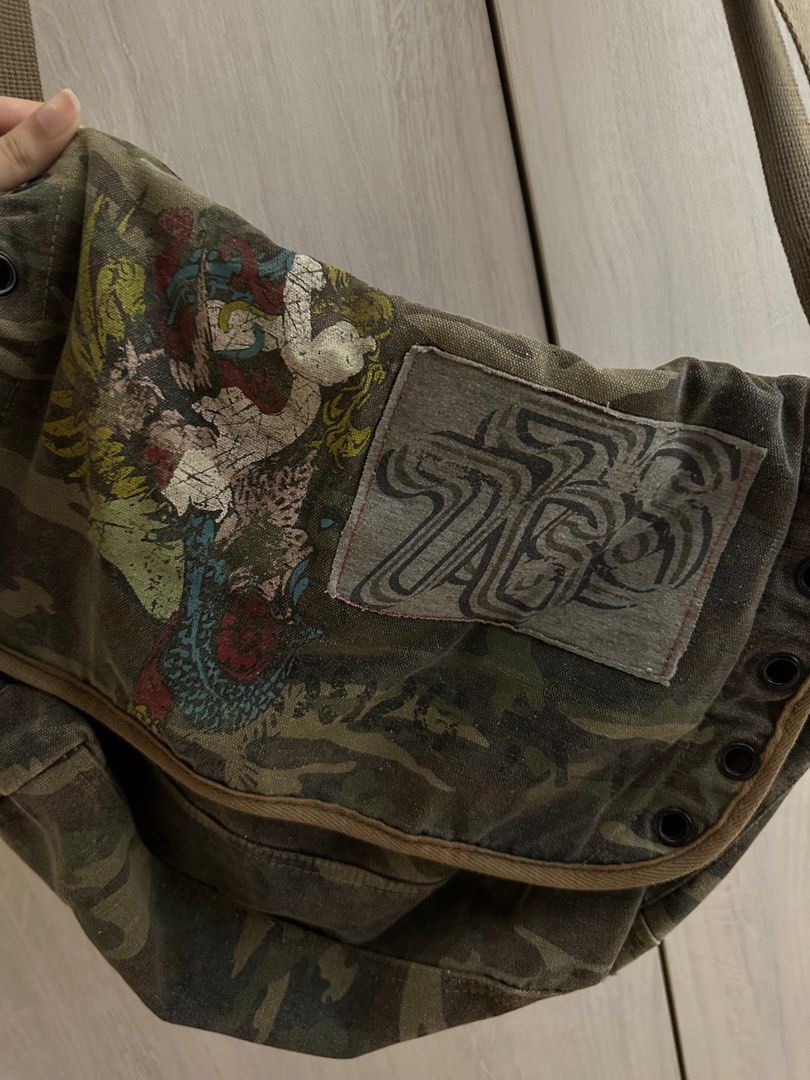 Vintage acubi thrifted military style sling bag/satchel, Women's ...