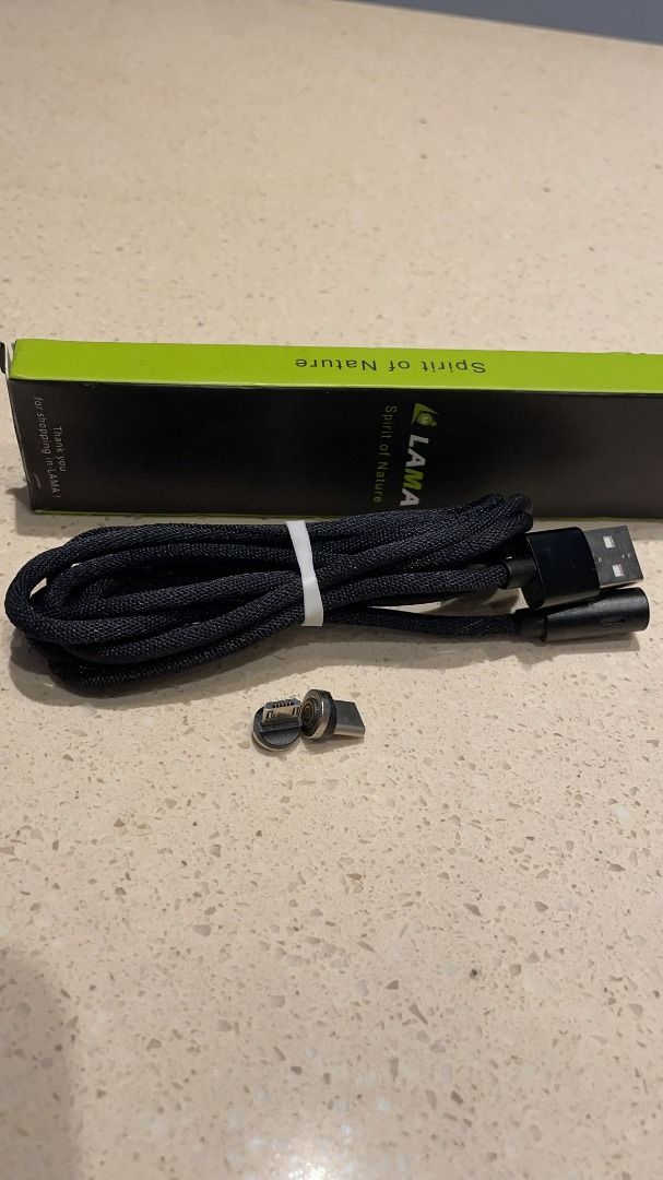 630) MAGNETIC PHONE CHARGER, LAMA 1.5M MAGNETIC USB CABLE RIGHT ANGLED ...