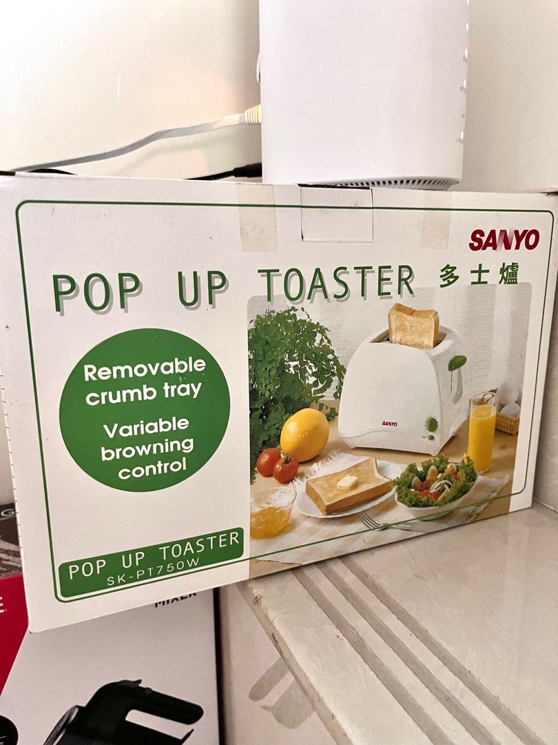 全新 Sanyo Pop Up Toaster 多士爐（久放）, 家庭電器, 廚房電器, 焗爐及多士爐 - Carousell