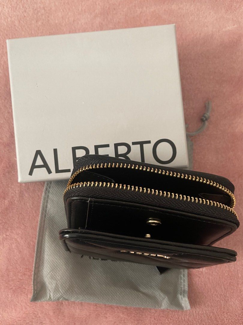 Alberto Shelby Short Wallet, Women's Fashion, Bags & Wallets, Wallets ...