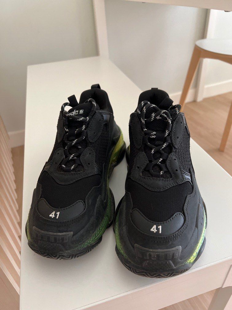 Balenciaga Triple S, Men's Fashion, Footwear, Sneakers on Carousell