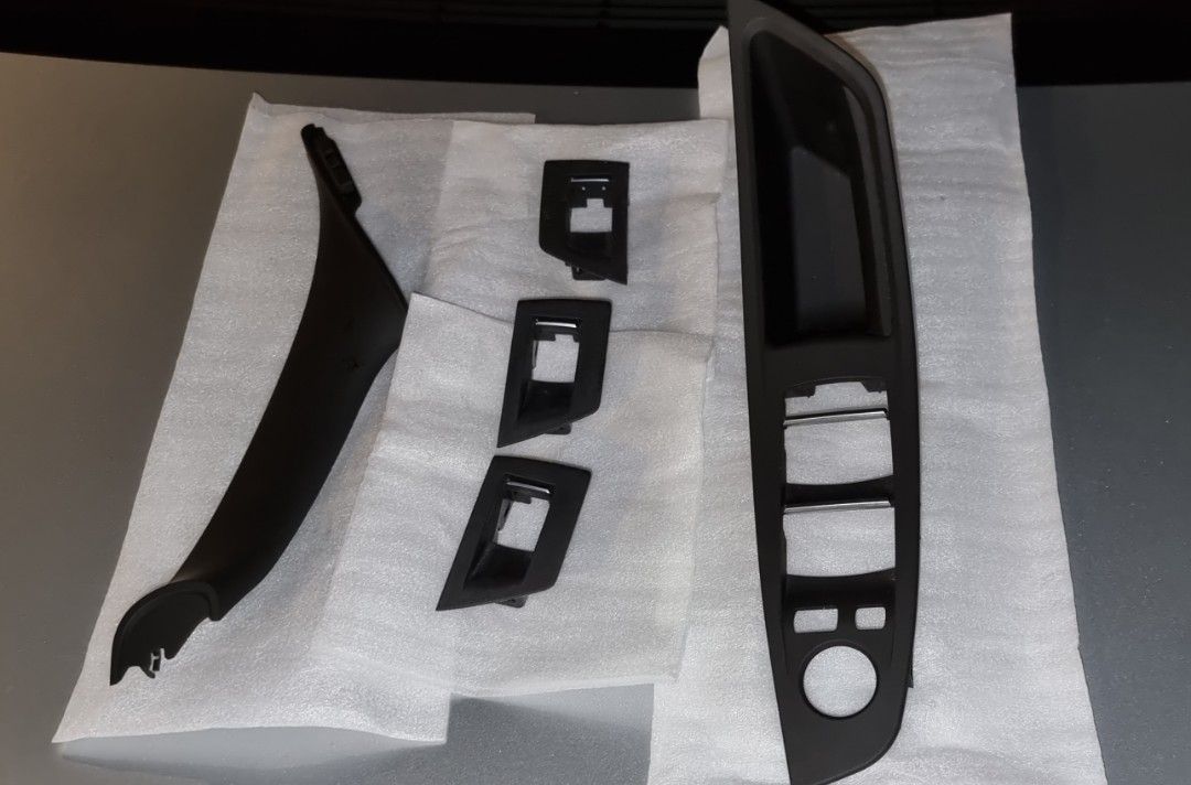 F10 BMW 5 series front passenger door handle grip and driver door ...