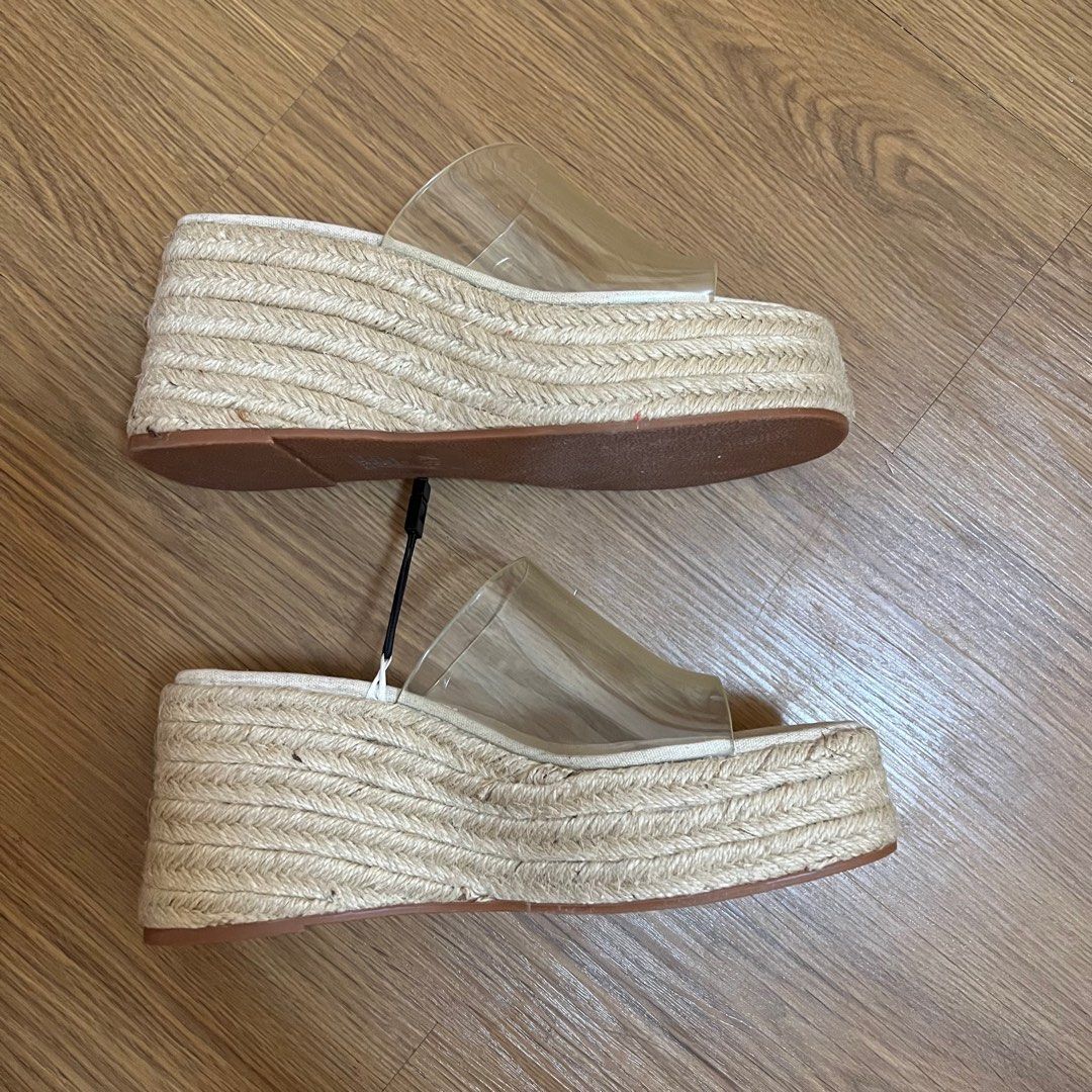 BRAND NEW Zara Vinyl Wedge, Women's Fashion, Footwear, Sandals on Carousell