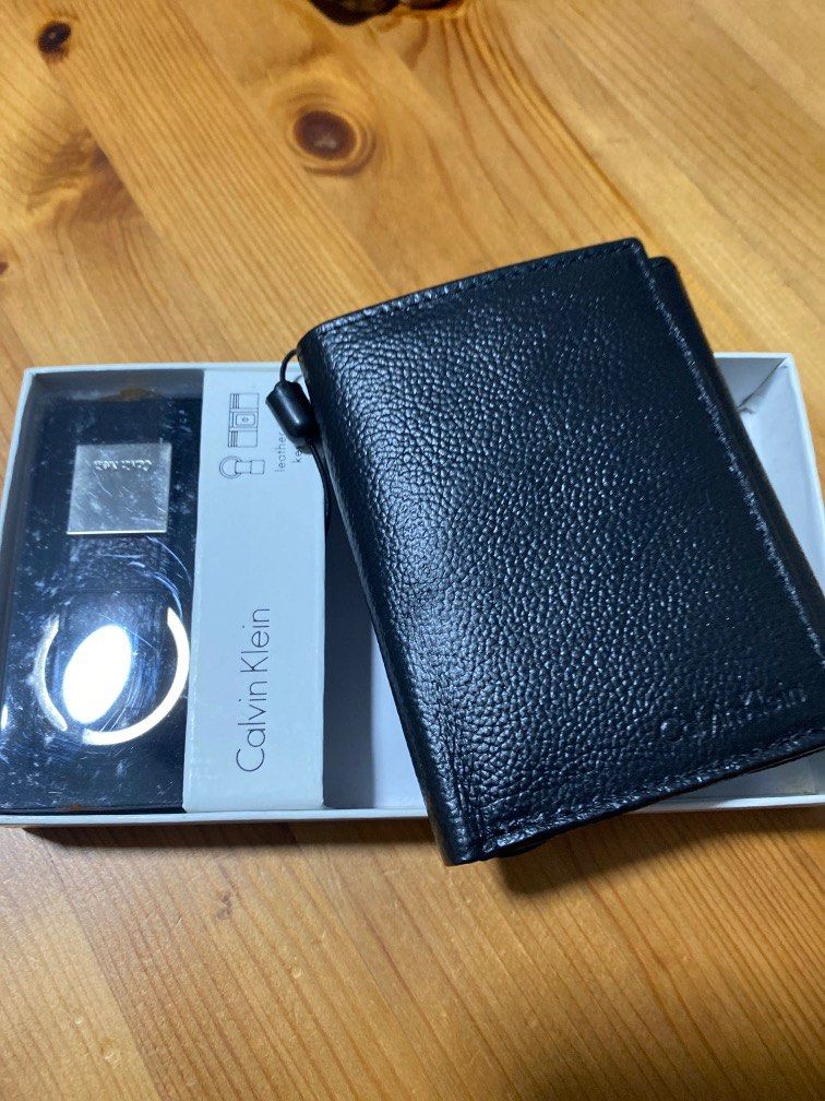 Calvin Klein Wallet, Men's Fashion, Watches & Accessories, Wallets ...