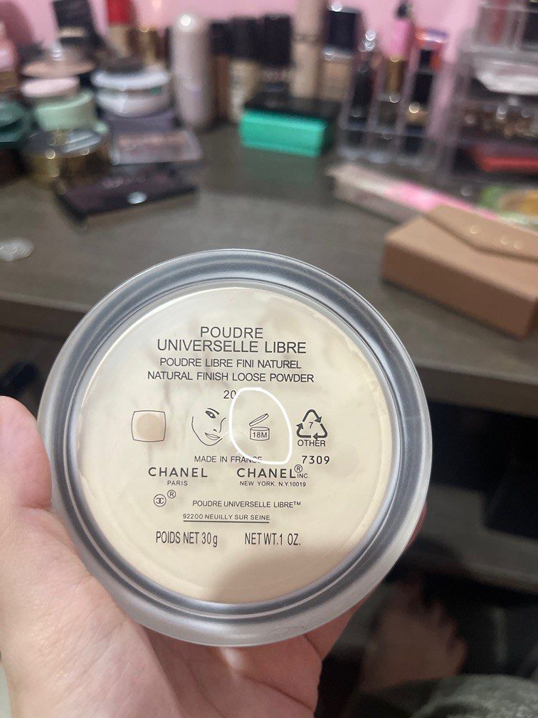 Chanel Powder, Kesehatan & Kecantikan, Rias Wajah di Carousell