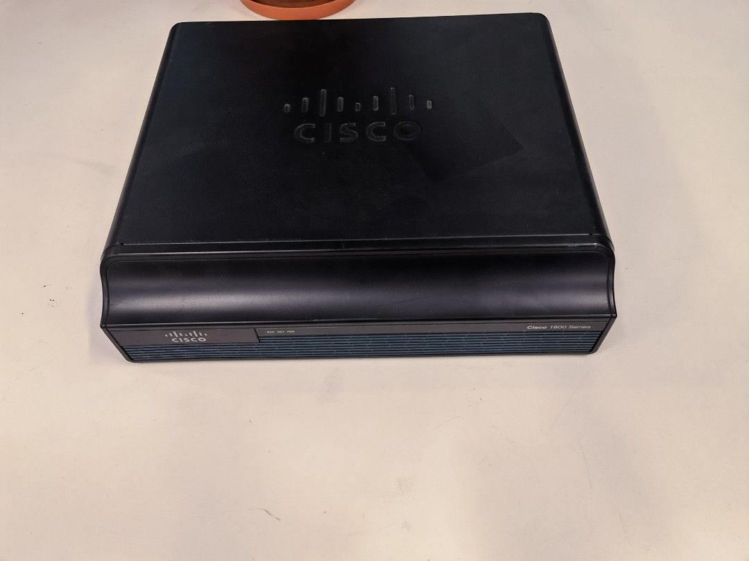 Cisco Router 1900 series 1941, Computers & Tech, Office & Business ...