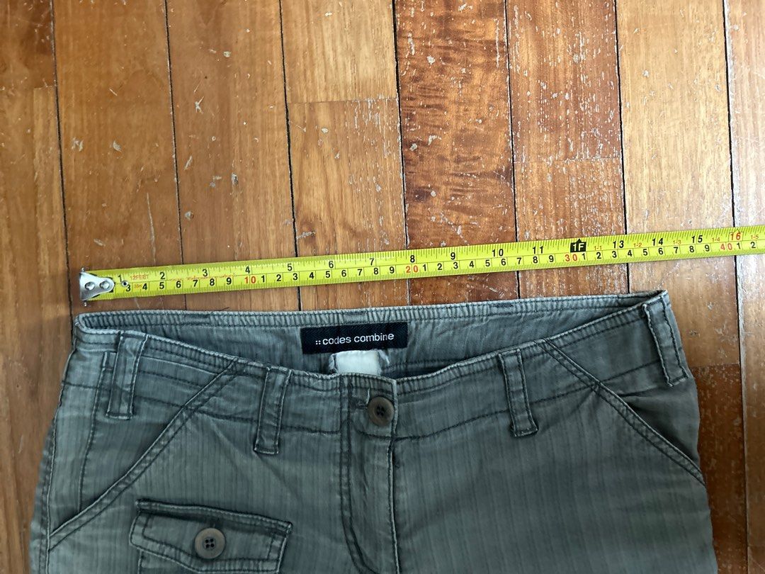 Codes Combine 3/4 cargo pants from Korea, Women's Fashion, Bottoms, Other Bottoms on Carousell
