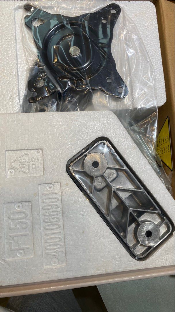 F150 Gas- strut flexi wall mount for LED TV and monitor, Everything ...