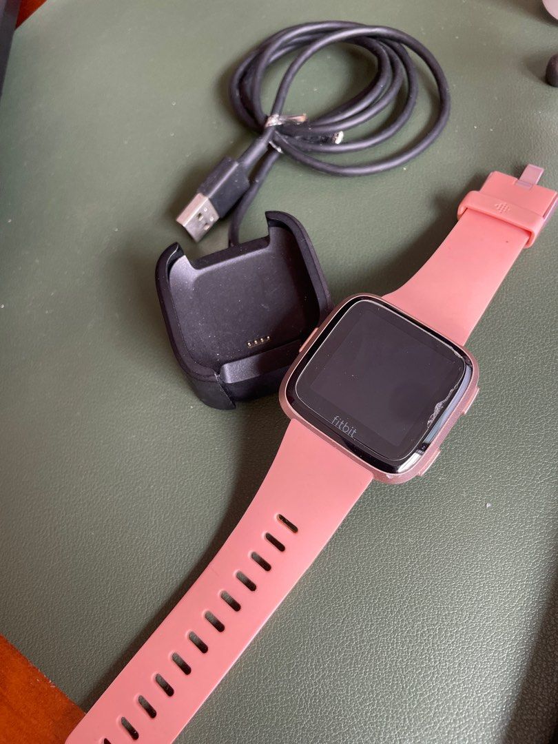 Fitbit versa 2 - rose gold, Mobile Phones & Gadgets, Wearables & Smart ...