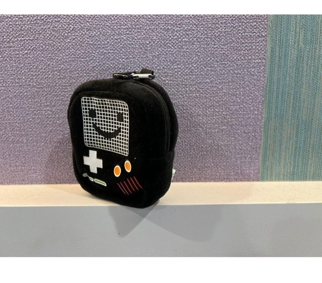 Fun claw cute game boy console soft toy plush plushie keychain coin ...