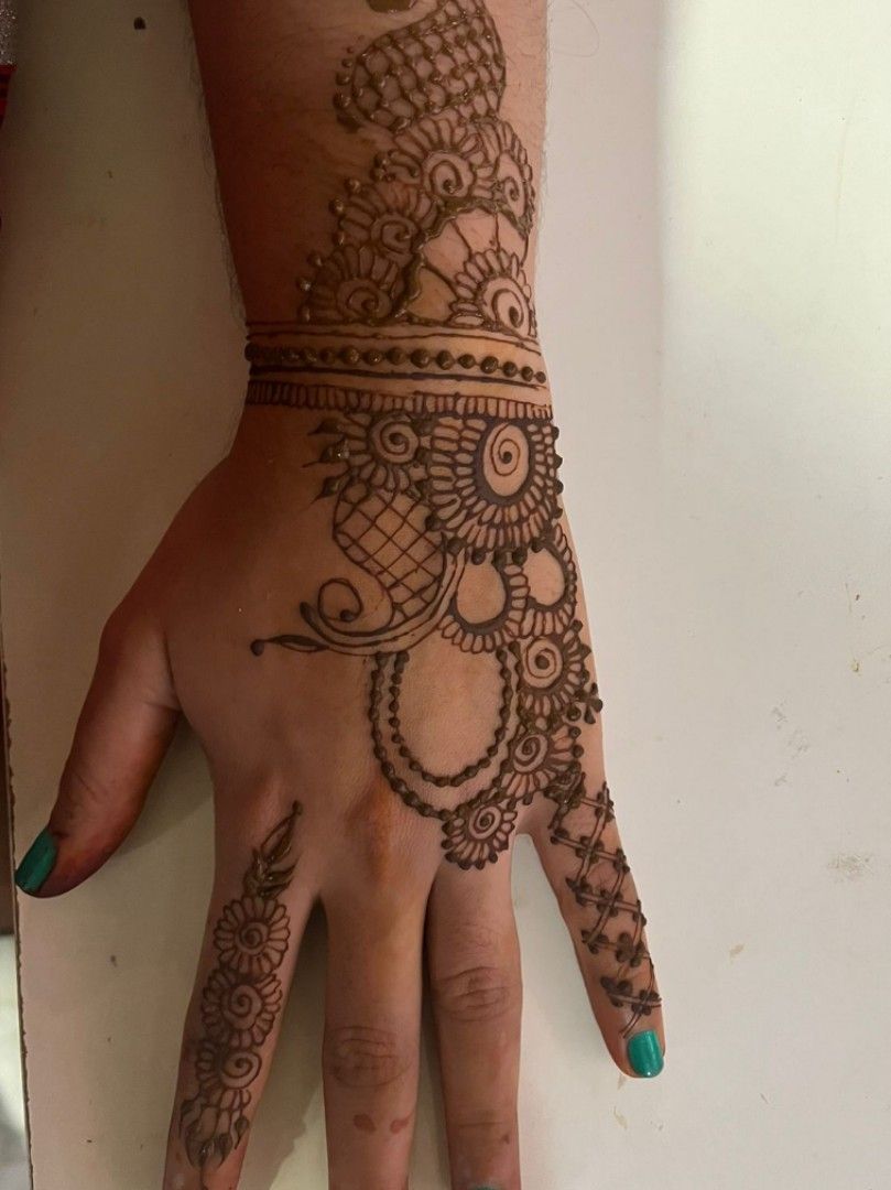 henna raya 2023@kaki bukit, Lifestyle Services, Others on Carousell