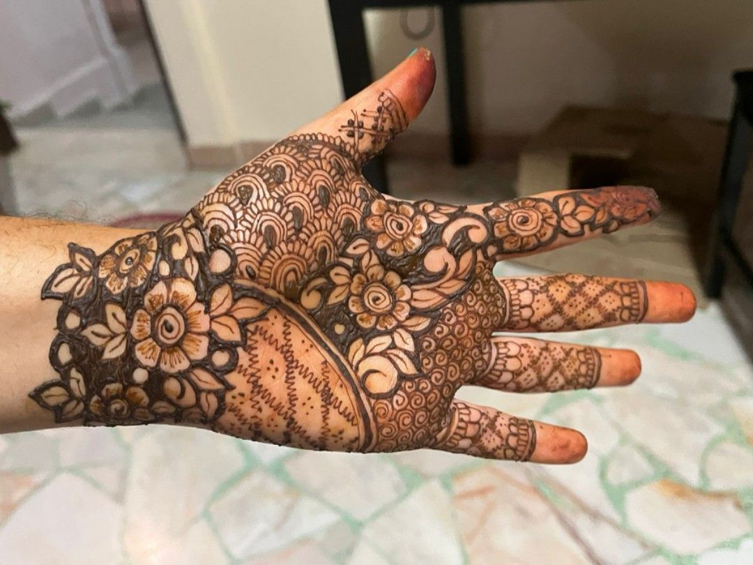 henna raya 2023@kaki bukit, Lifestyle Services, Others on Carousell
