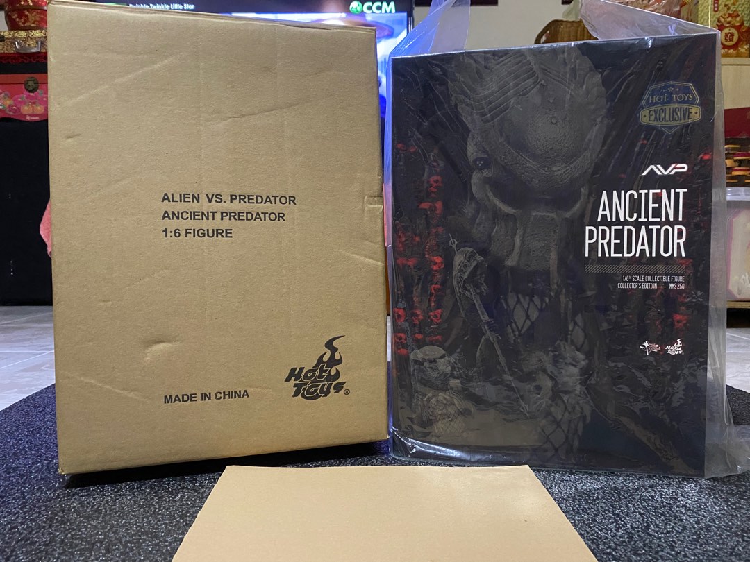 Hot Toys Ancient Predator 2.0 Exclusive, Hobbies & Toys, Toys & Games ...