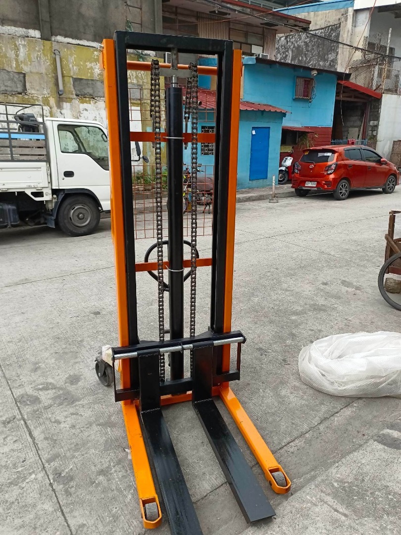 Hydraulic Stacker, Commercial & Industrial, Construction Tools ...